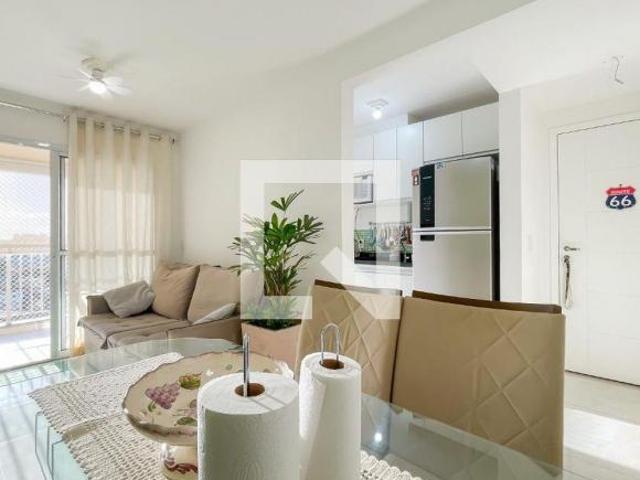 Apartamento à Venda Jardim Roberto, 2 Quartos, 50 m2