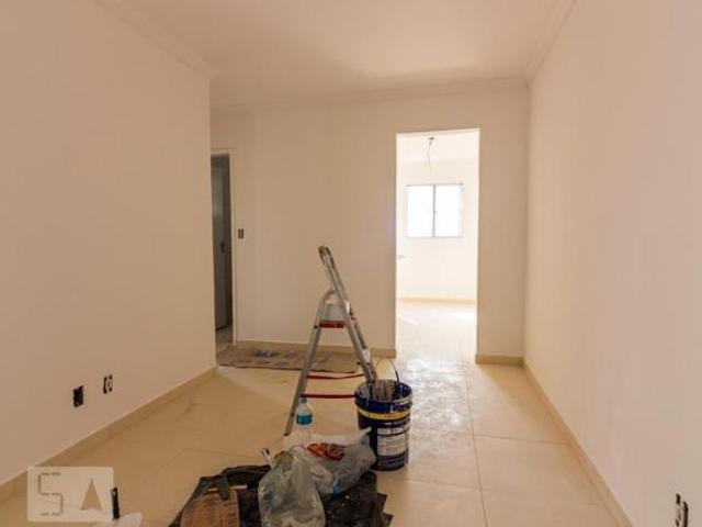 Apartamento à Venda Jardim Roberto, 2 Quartos, 60 m2