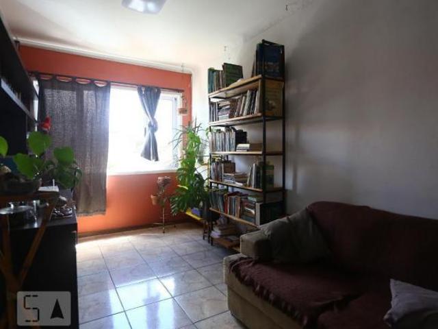 Apartamento à Venda Jardim Roberto, 2 Quartos, 70 m2