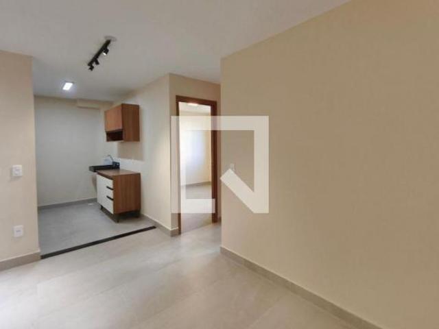 Apartamento à Venda Jardim Samambaia, 2 Quartos, 51 m2