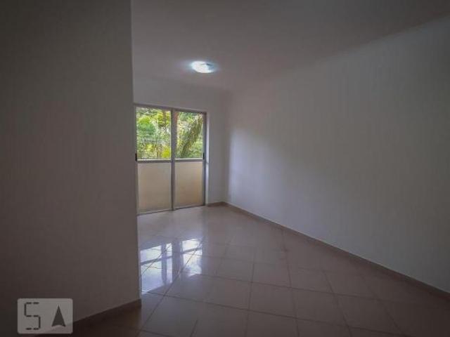 Apartamento à Venda Jardim Santa Teresinha, 3 Quartos, 66 m2