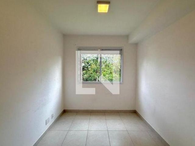 Apartamento à Venda Jardim Sao Luis, 1 Quarto, 26 m² São Paulo