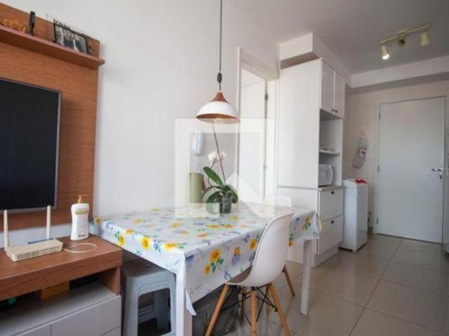 Apartamento à Venda Jardim Sao Luis, 1 Quarto, 28 m² São Paulo