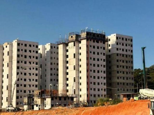 Apartamento à venda Jequitibá