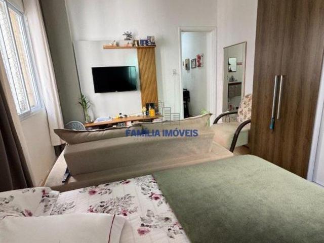 Apartamento à venda Kitnet sala living com vaga José menino Santos