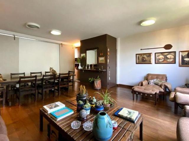 Apartamento à Venda Luxemburgo, 3 Quartos, 130 m2