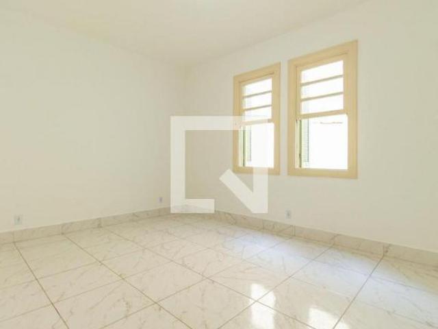 Apartamento à Venda Liberdade, 1 Quarto, 45 m2