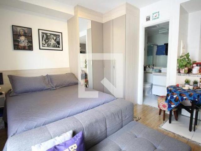 Apartamento à Venda Liberdade, 1 Quarto, 30 m² São Paulo