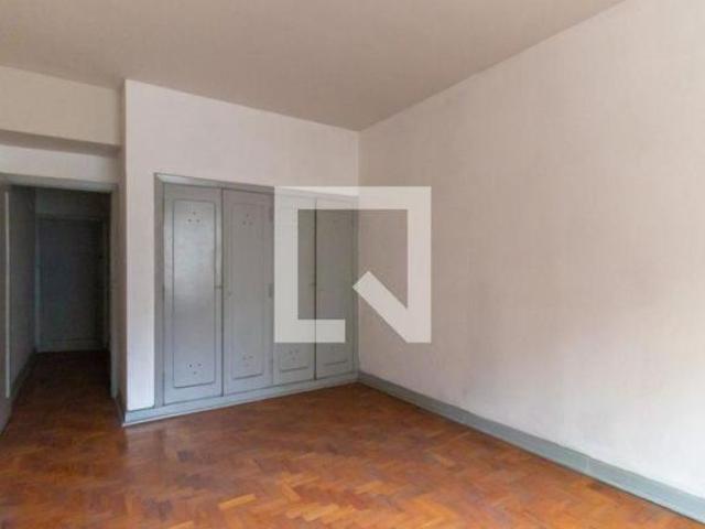Apartamento à Venda Liberdade, 1 Quarto, 31 m² São Paulo