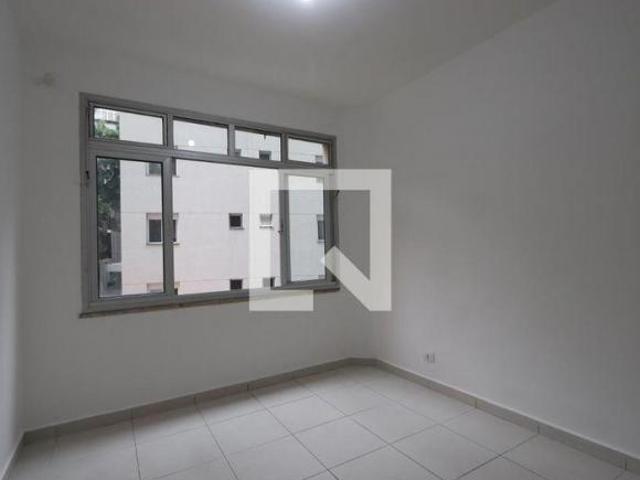 Apartamento à Venda Liberdade, 1 Quarto, 39 m² São Paulo