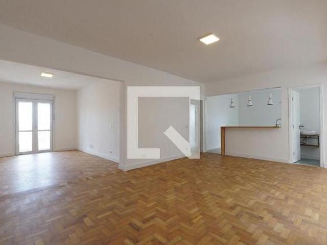 Apartamento à Venda Liberdade, 2 Quartos, 136 m2