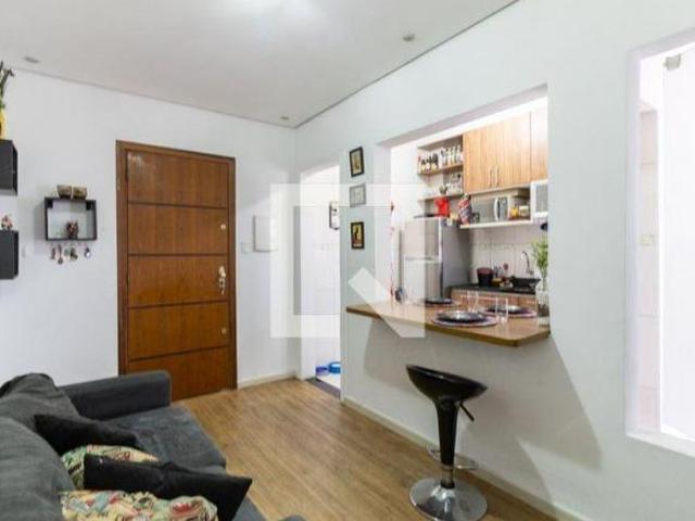 Apartamento à Venda Liberdade, 2 Quartos, 55 m2
