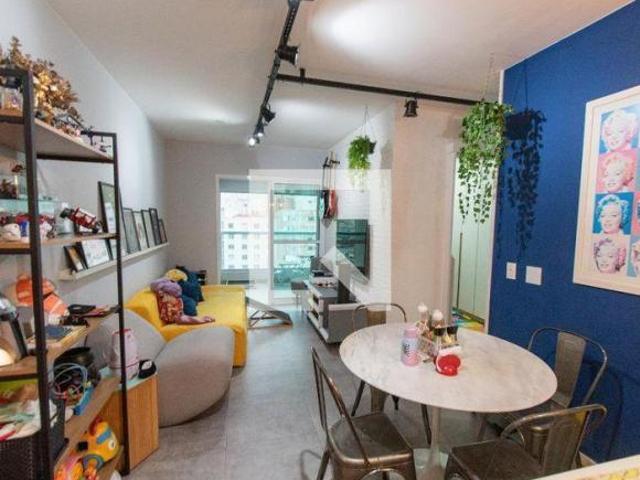 Apartamento à Venda Liberdade, 2 Quartos, 70 m2