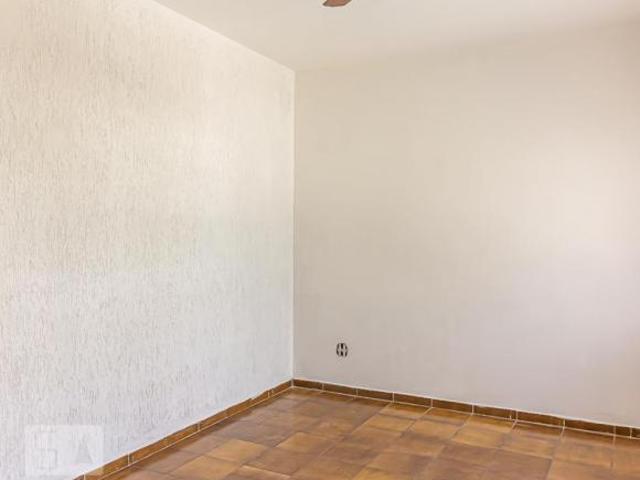 Apartamento à Venda Liberdade, 2 Quartos, 70 m² São Paulo