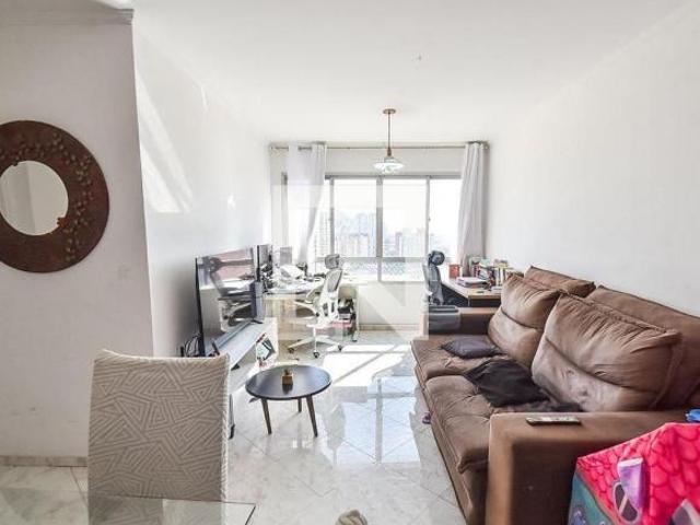 Apartamento à Venda Liberdade, 2 Quartos, 75 m2