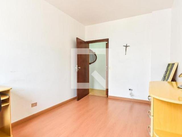 Apartamento à Venda Liberdade, 2 Quartos, 76 m2