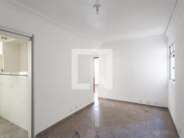 Apartamento à Venda Liberdade, 3 Quartos, 65 m2