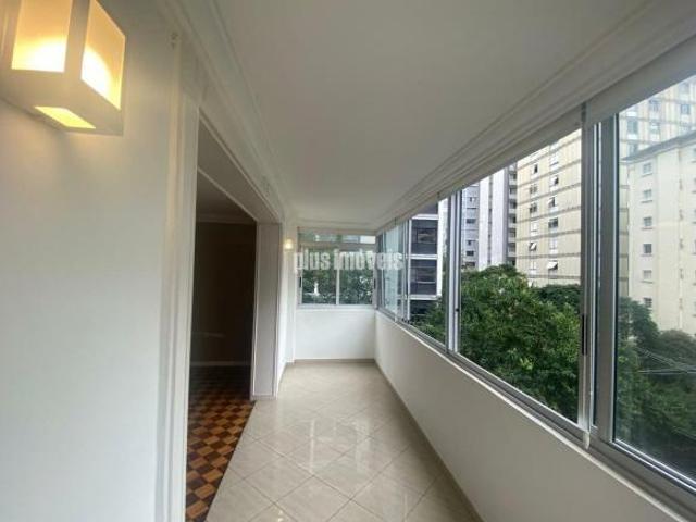 Apartamento à venda localizado na Itacema