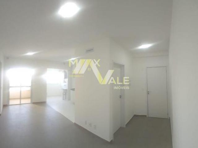 Apartamento à venda, Loteamento Villa Branca, Jacareí, SP