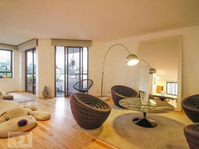 Apartamento à Venda Pacaembu, 3 Quartos, 280 m2