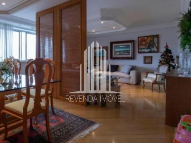 Apartamento à Venda Pacaembu, 4 Quartos, 180 m2