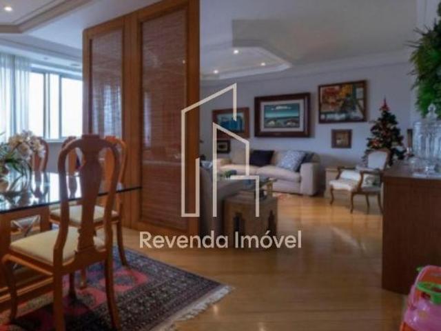 Apartamento à Venda Pacaembu, 4 Quartos, 180 m2
