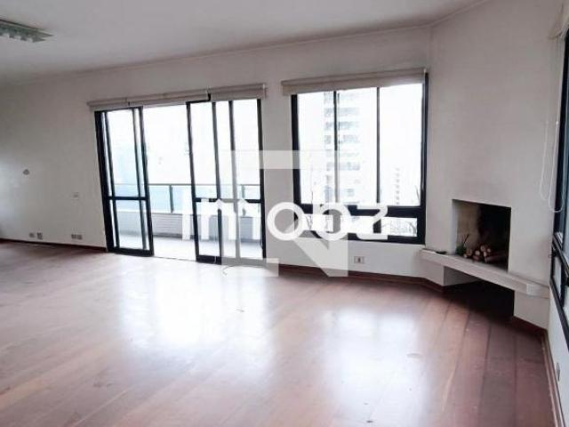 Apartamento à Venda Panamby, 3 Quartos, 200 m2