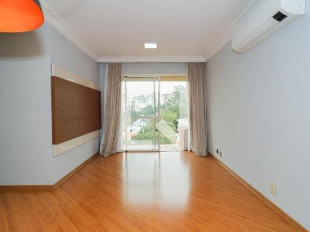 Apartamento à Venda Panamby, 3 Quartos, 74 m2