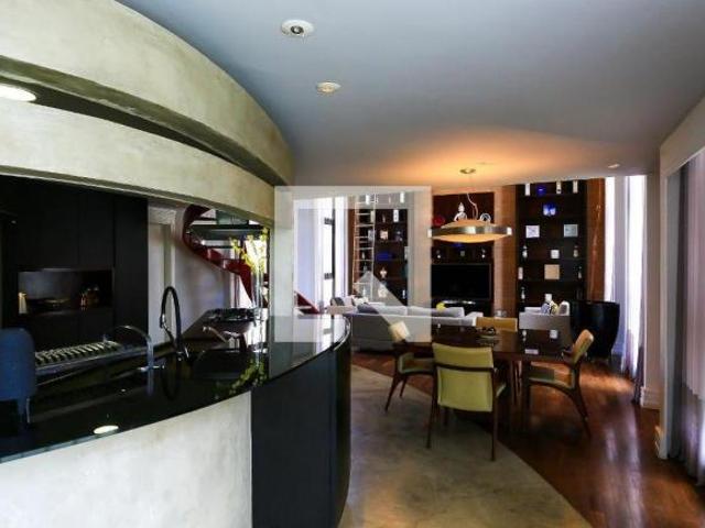 Apartamento à Venda Panamby, 1 Quarto, 160 m2