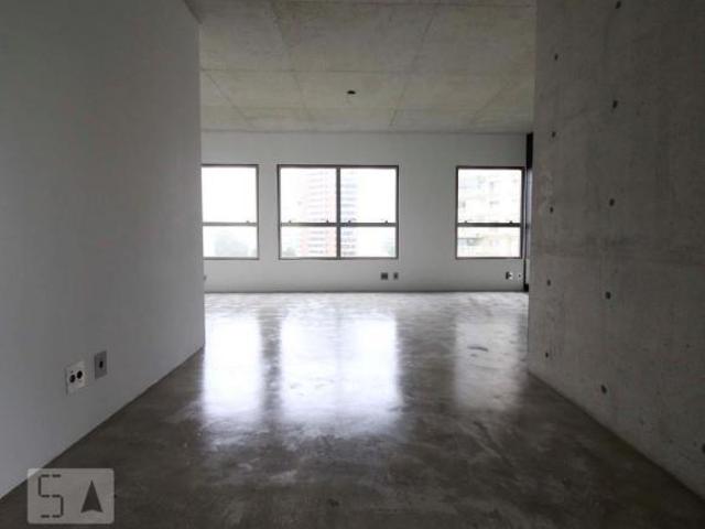 Apartamento à Venda Panamby, 1 Quarto, 70 m2