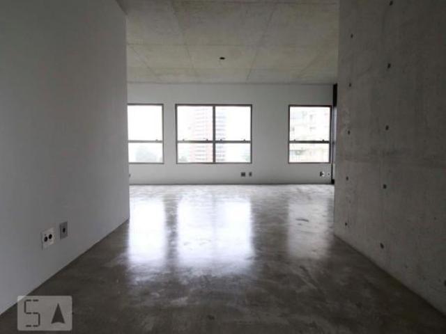 Apartamento à Venda Panamby, 1 Quarto, 70 m2