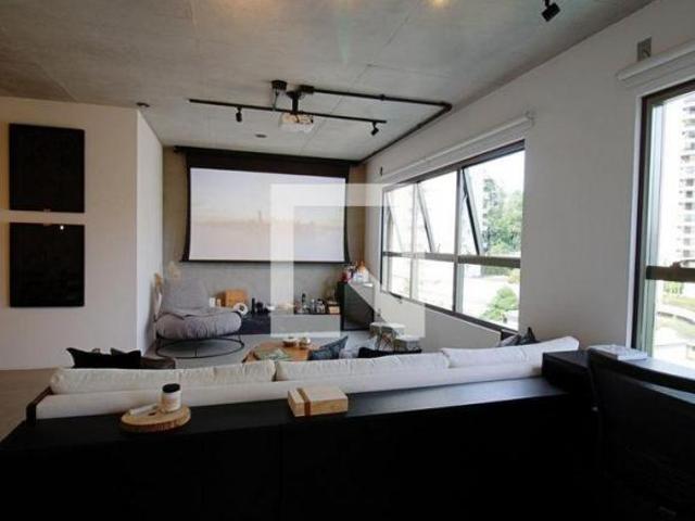 Apartamento à Venda Panamby, 1 Quarto, 70 m² São Paulo