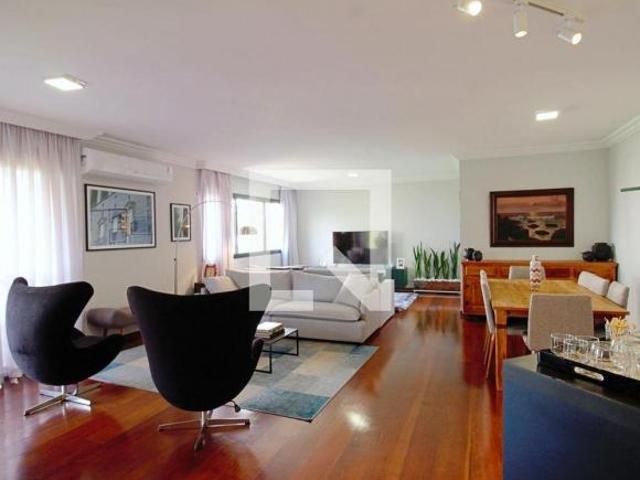 Apartamento à Venda Panamby, 4 Quartos, 240 m2