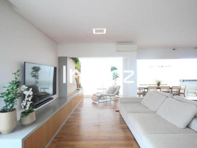 Apartamento à Venda Panamby, 4 Quartos, 291 m2