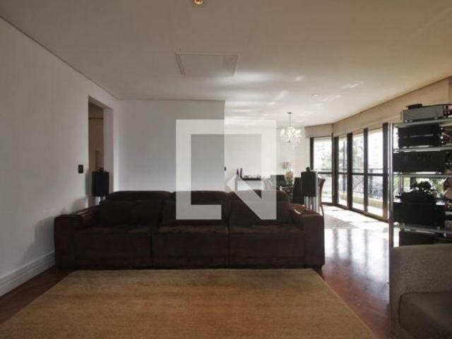 Apartamento à Venda Panamby, 4 Quartos, 200 m2
