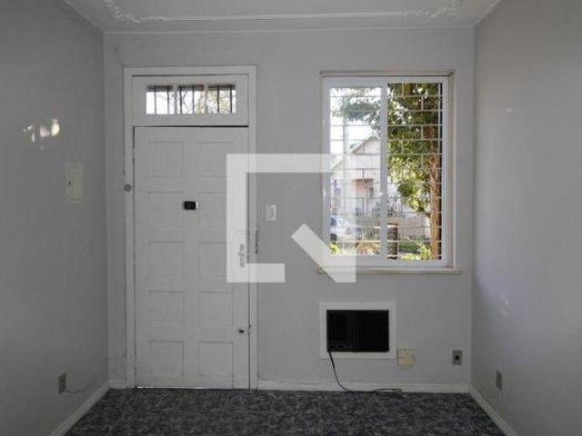 Apartamento à Venda Passo D&apos areia, 2 Quartos, 64 m² Porto Alegre