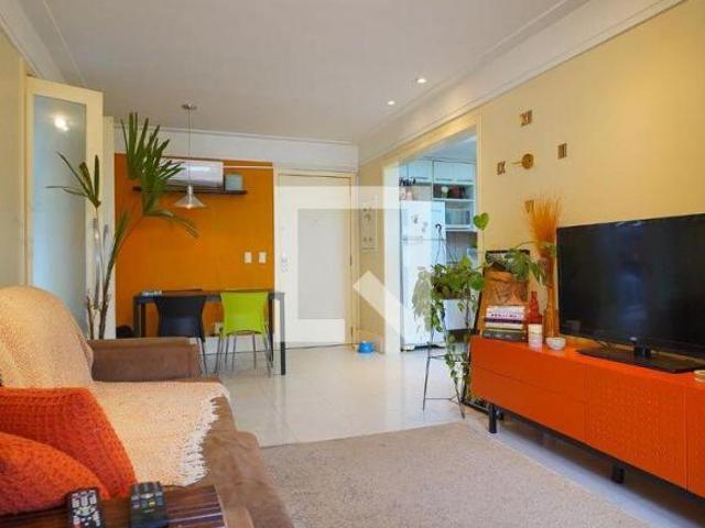 Apartamento à Venda Passo D&apos areia, 2 Quartos, 67 m² Porto Alegre
