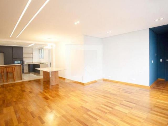 Apartamento à Venda Paraíso, 3 Quartos, 140 m2