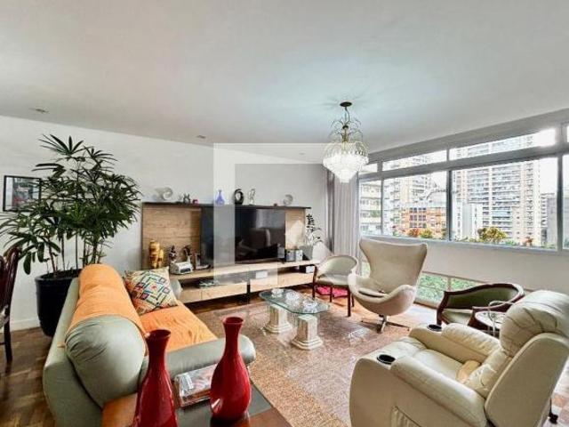 Apartamento à Venda Paraíso, 3 Quartos, 152 m2