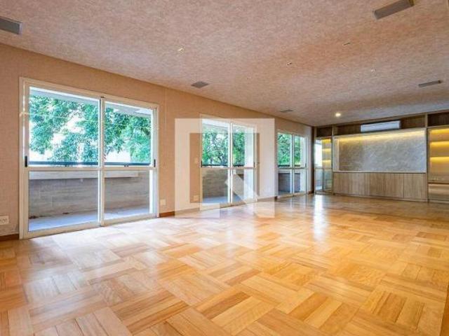 Apartamento à Venda Paraíso, 3 Quartos, 193 m2