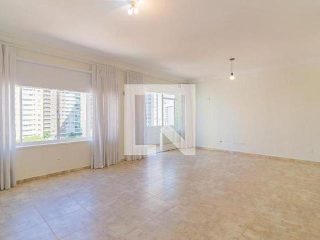 Apartamento à Venda Paraíso, 3 Quartos, 135 m2