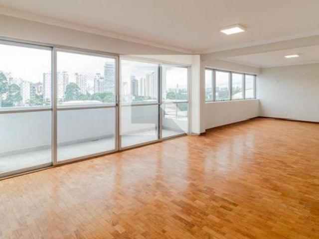 Apartamento à Venda Paraíso, 3 Quartos, 216 m2