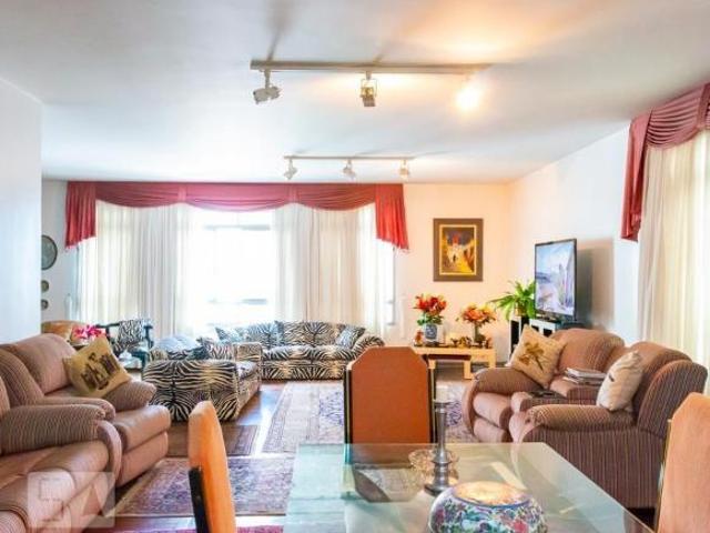 Apartamento à Venda Paraíso, 3 Quartos, 220 m2