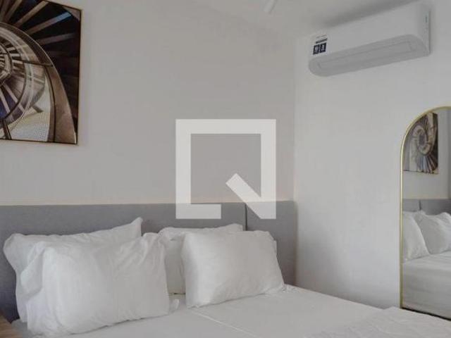 Apartamento à Venda Paraíso, 1 Quarto, 28 m2