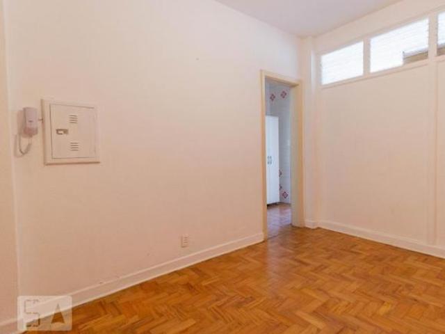 Apartamento à Venda Paraíso, 1 Quarto, 45 m2