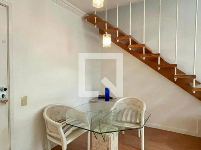 Apartamento à Venda Paraíso, 1 Quarto, 72 m2