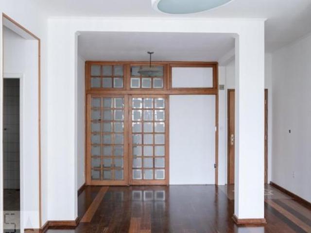Apartamento à Venda Paraíso, 2 Quartos, 100 m2