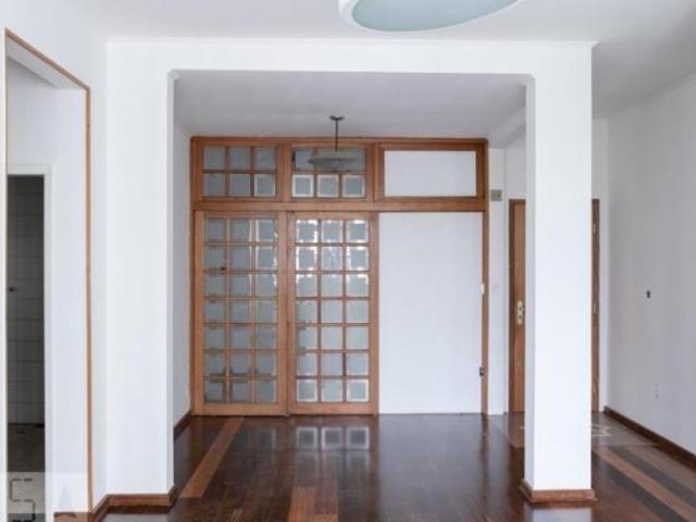 Apartamento à Venda Paraíso, 2 Quartos, 100 m2