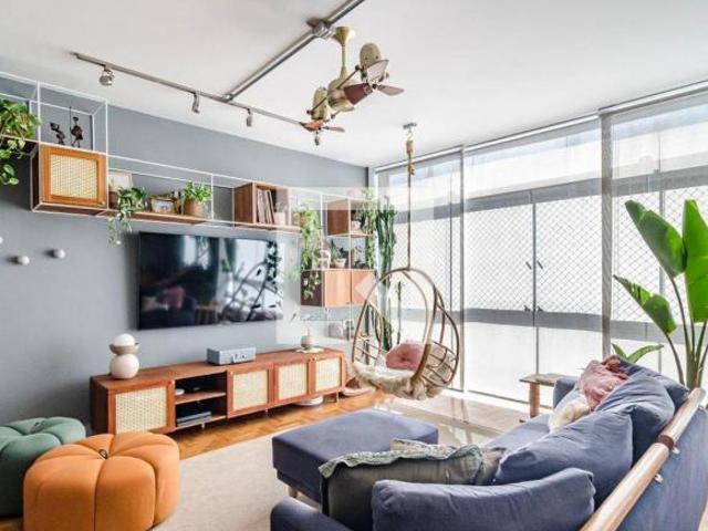 Apartamento à Venda Paraíso, 2 Quartos, 110 m2