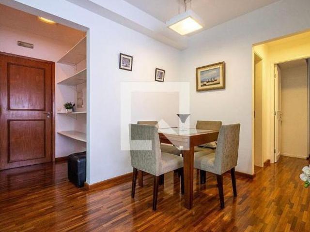 Apartamento à Venda Paraíso, 2 Quartos, 60 m2
